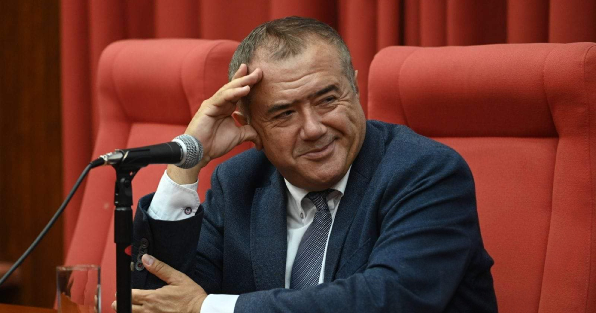 Laguna - Bukmarker - Vladimir Pištalo: Moj roman je priča o vatrama i suknjama, o ludilu i ...