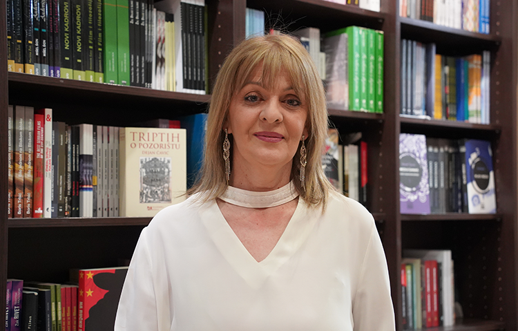 Laguna - Bukmarker - Jasenka Lalović: U svakoj ženi sa ovih prostora živi po jedna Kastigulja ...